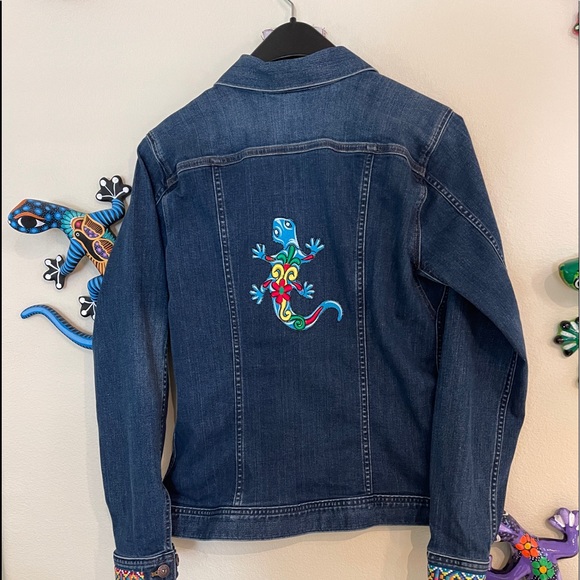 Duluth Trading Co | Jackets & Coats | Womens Custom Embroidered Jeans ...